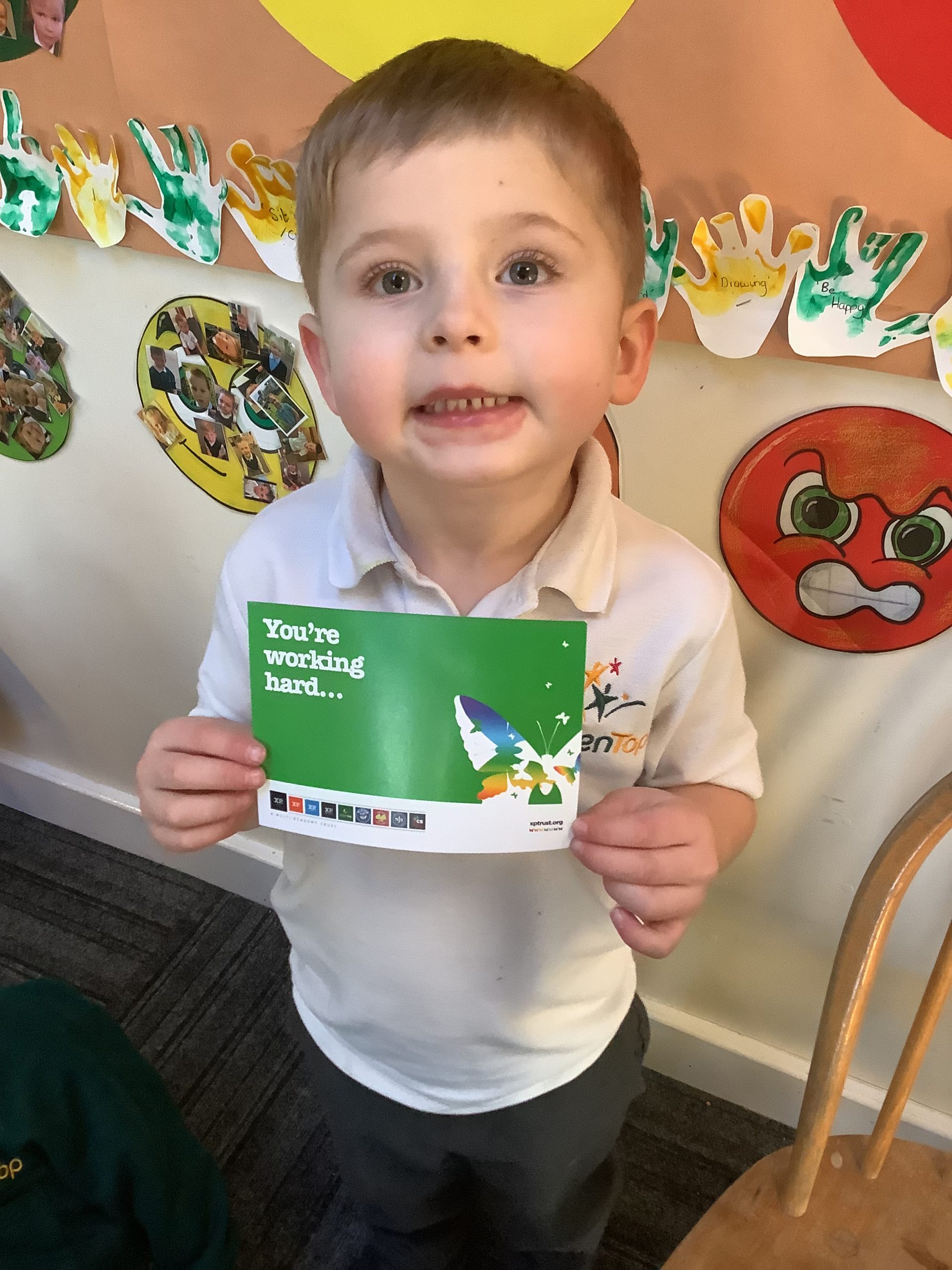 Friday Superstars – Green Top