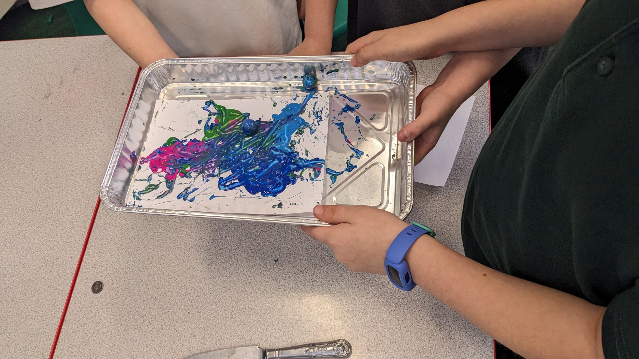 Class 9 – magnets and magnet art | Green Top School