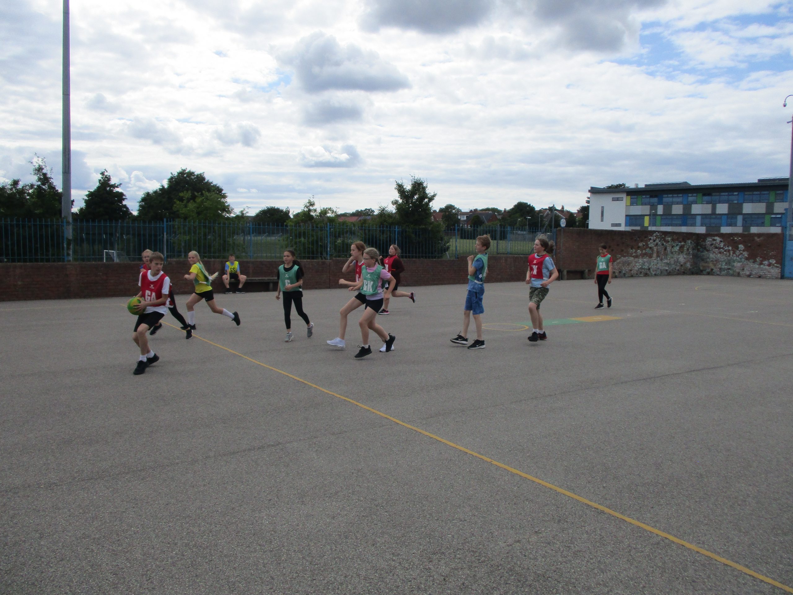 High 5 Netball Friendly | Mortimer Primary School