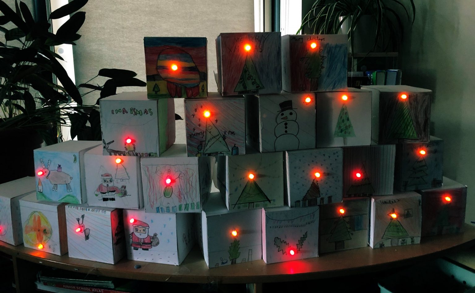 Christmas Light Boxes – Y4 D&T Project | Christopher Pickering Primary ...