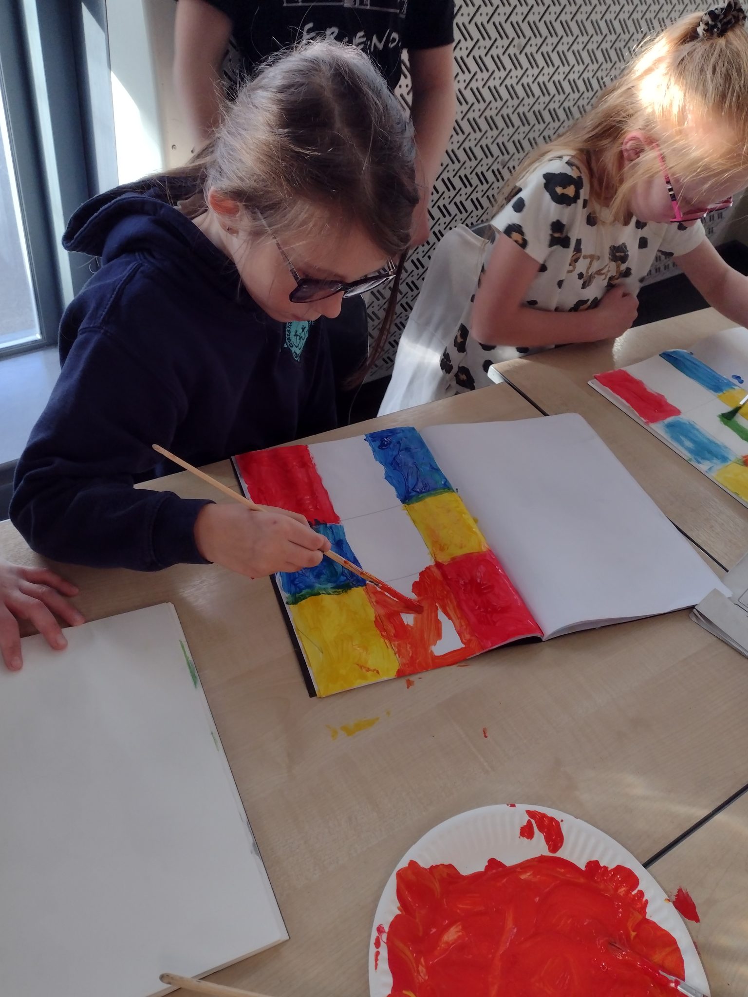 Creating secondary colours | Christopher Pickering Primary School