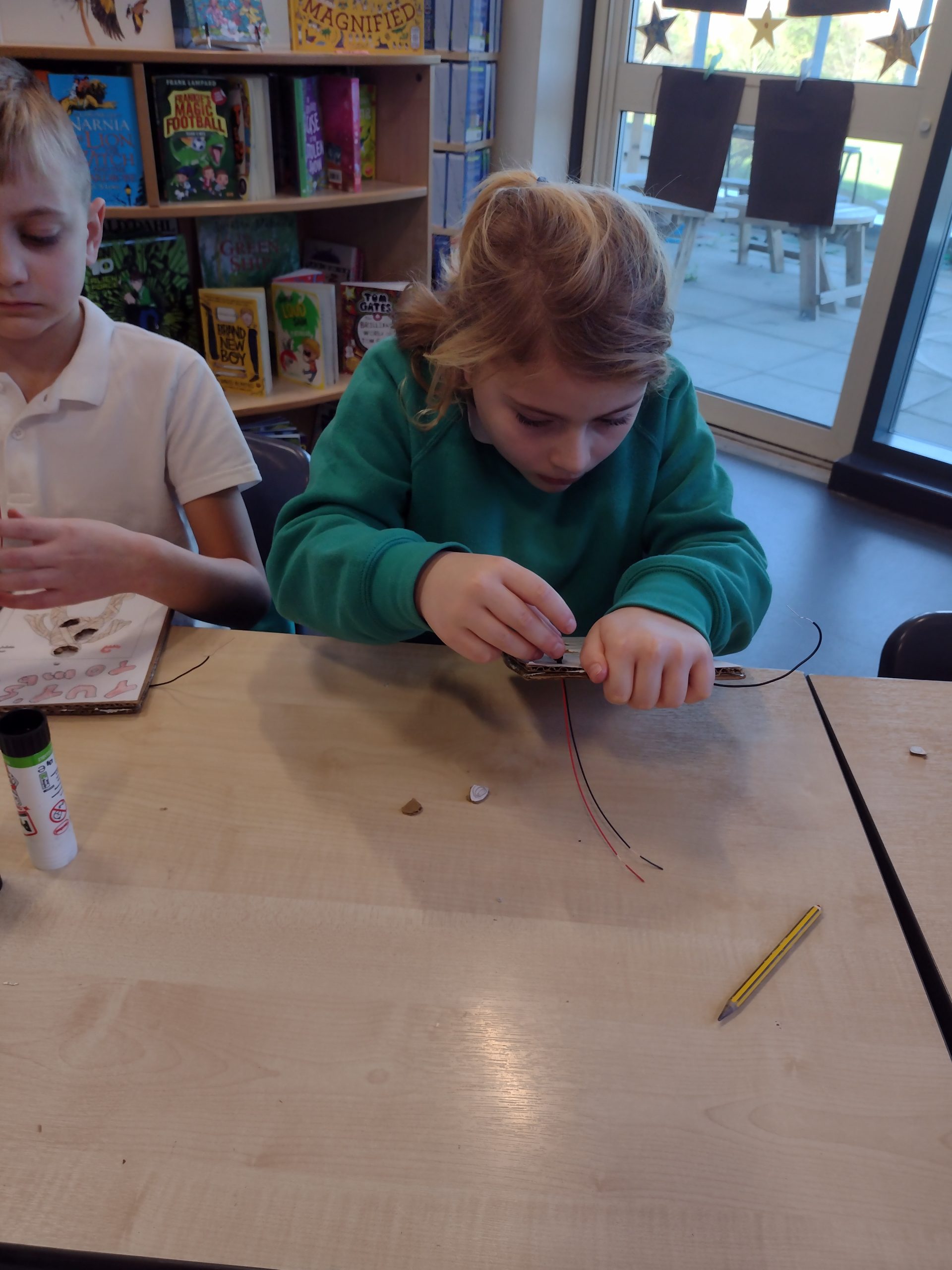MAKING AN ELECTRICAL GAME | Christopher Pickering Primary School