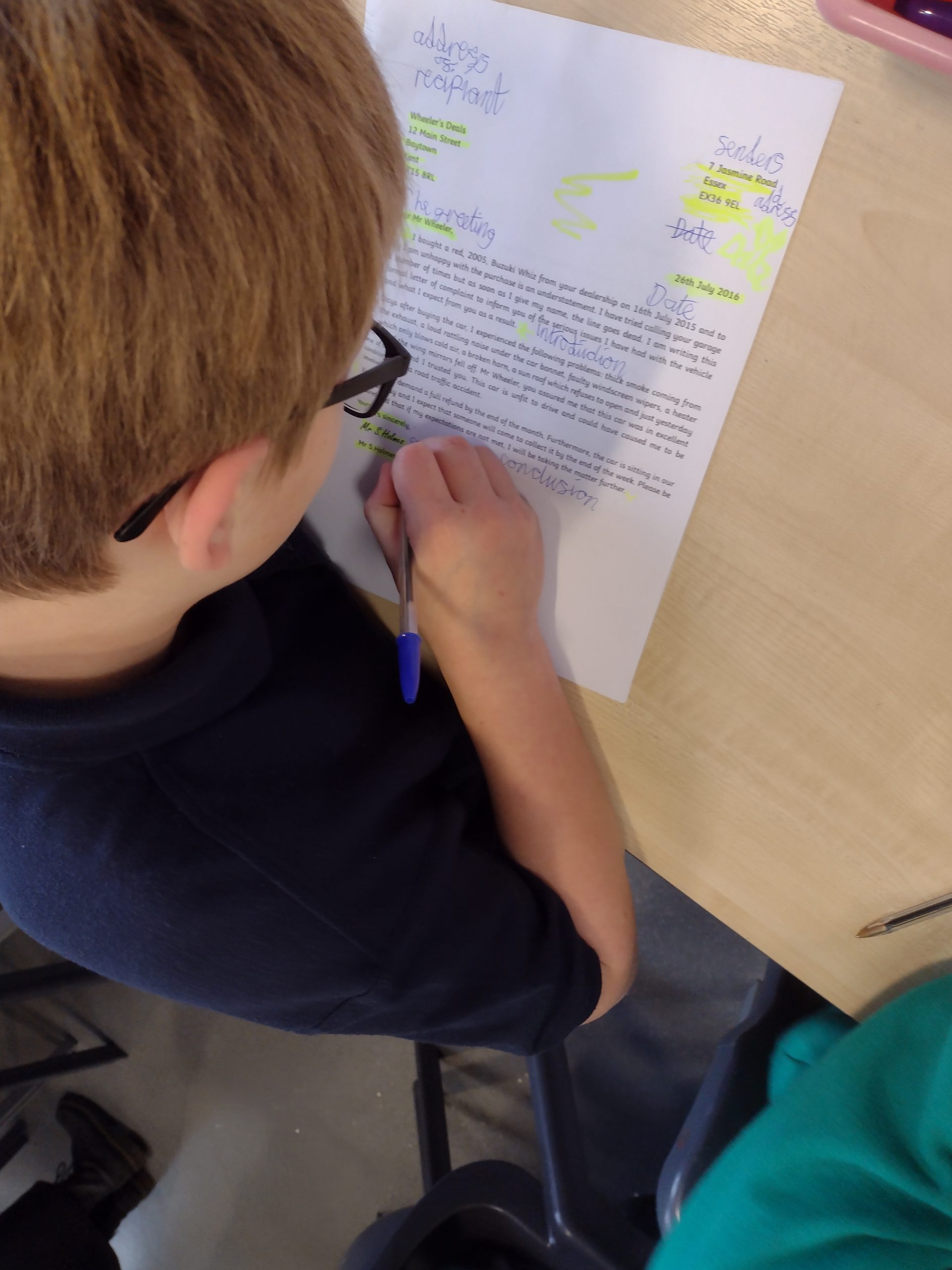 Identifying grammatical and structural features of a formal letter ...