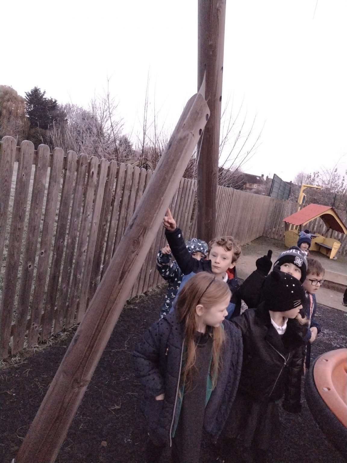 freestanding structures | Christopher Pickering Primary School