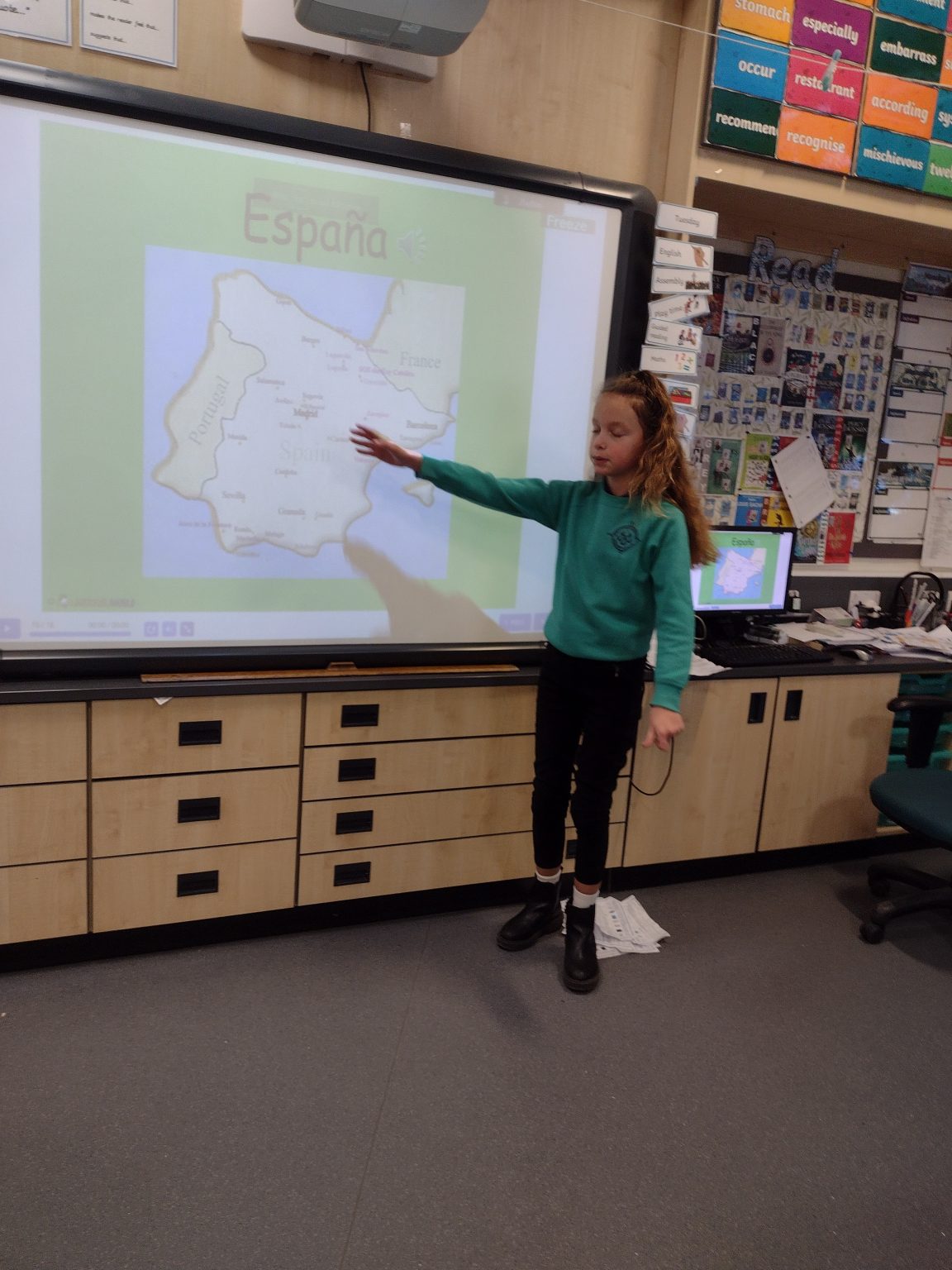 Spanish – Weather presenters | Christopher Pickering Primary School