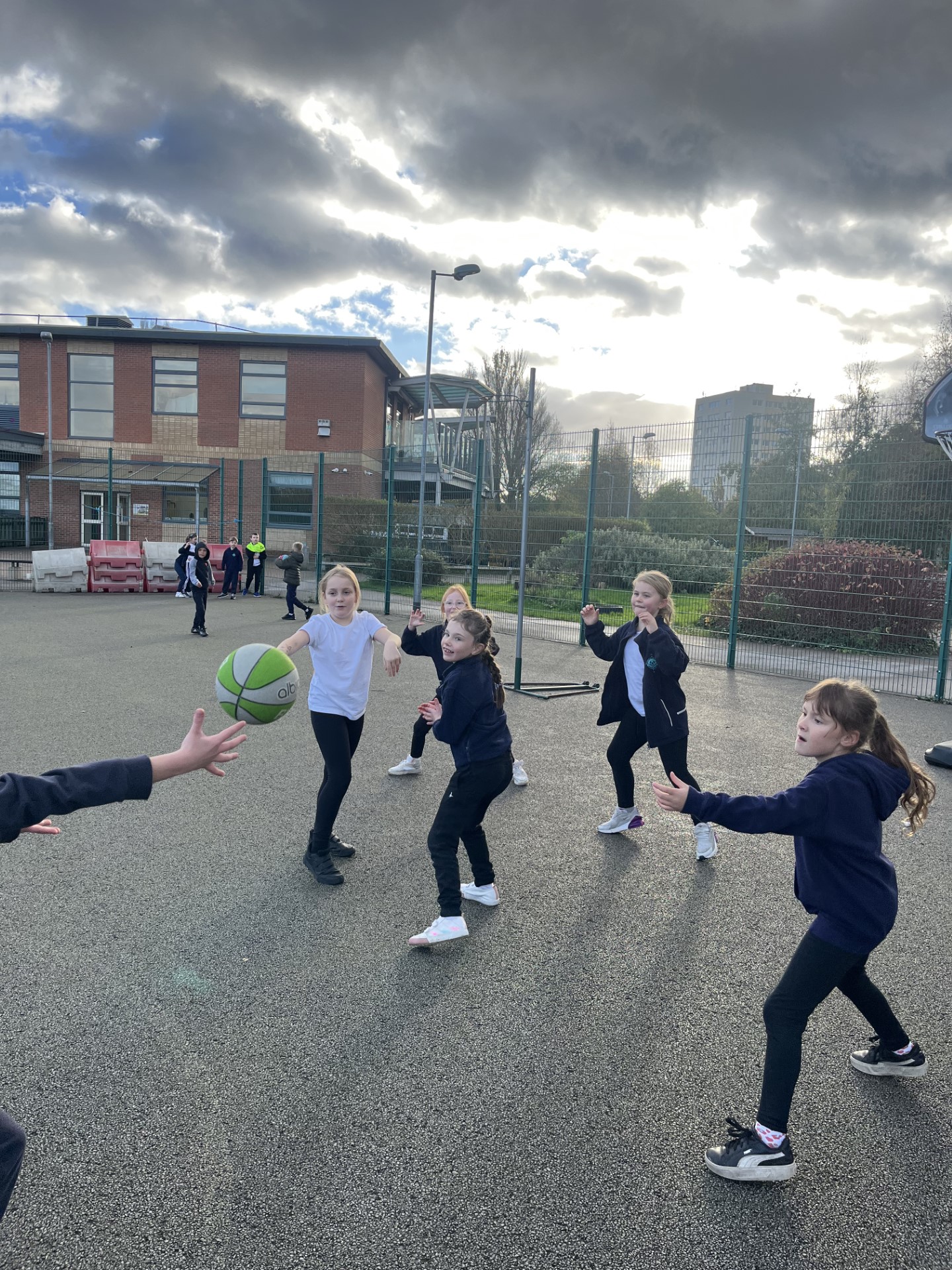 YEAR 3 P.E: GAMES – INVASION – NETBALL | Christopher Pickering Primary ...