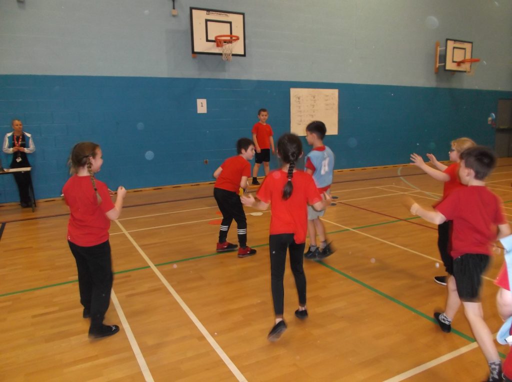 Year 3 Benchball! | Biddick Hall Junior School