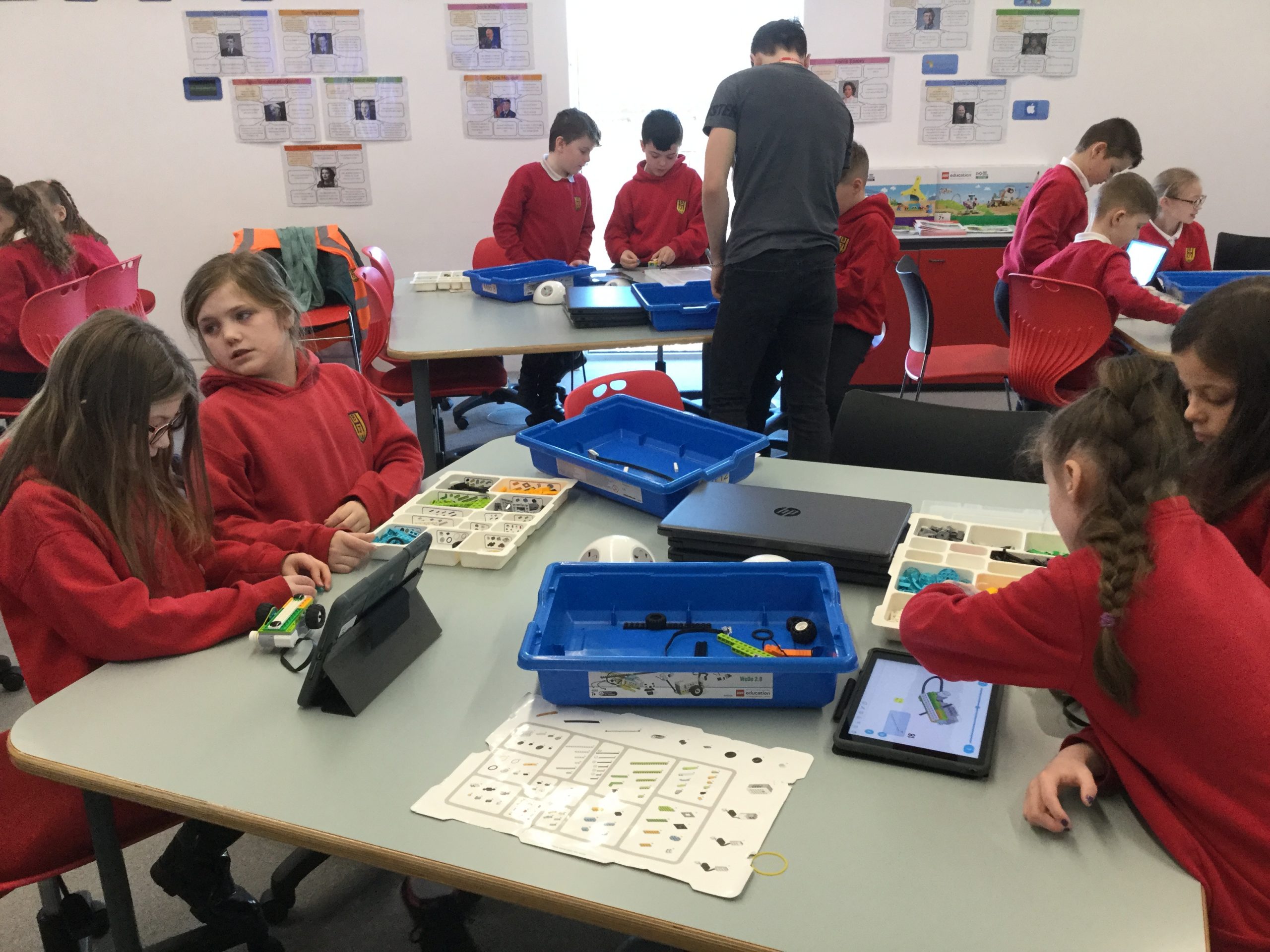 4NW visit the Openzone at The Word. | Biddick Hall Junior School