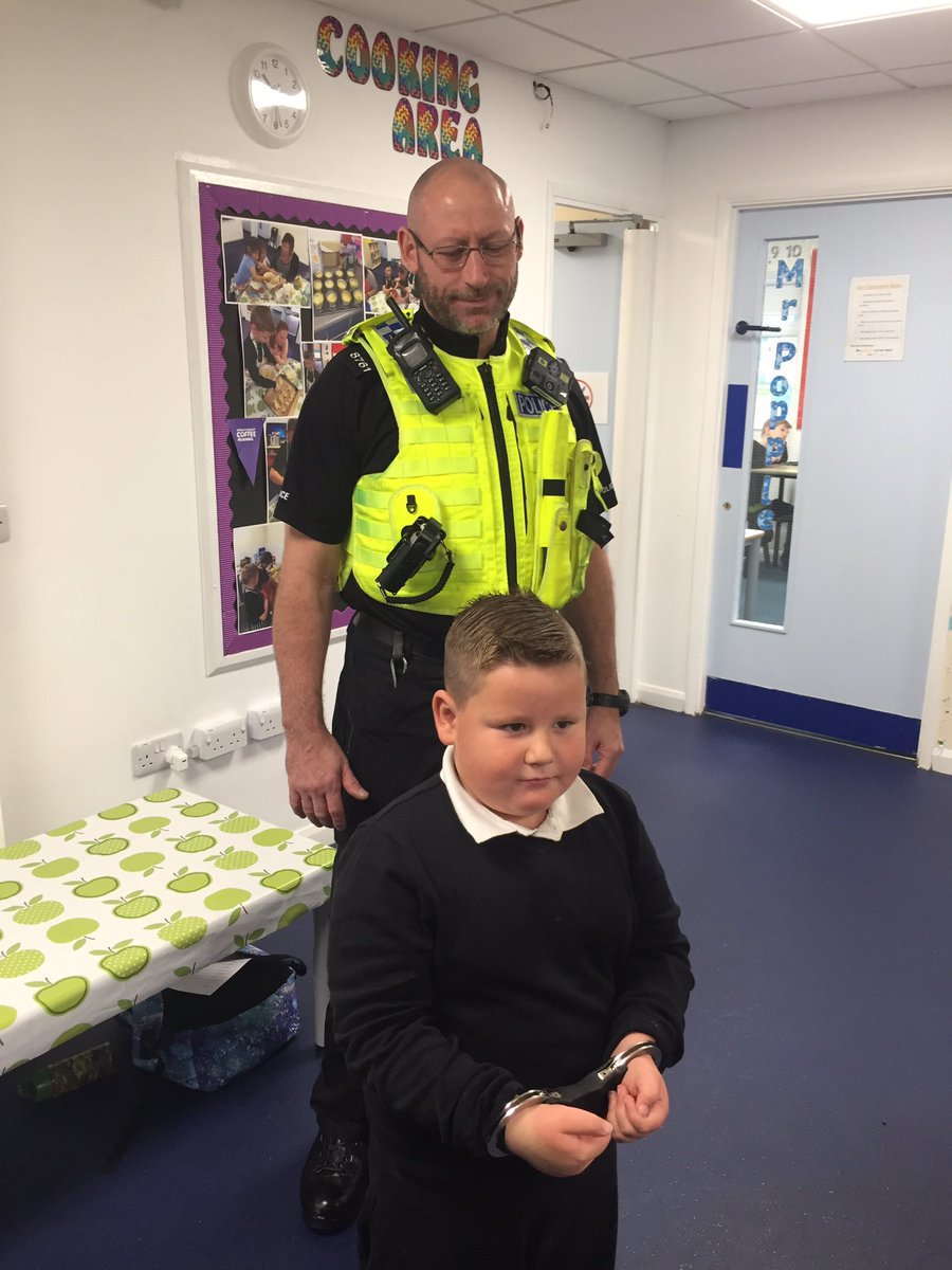 South Tyneside Police visits Primary | The Beacon Centre