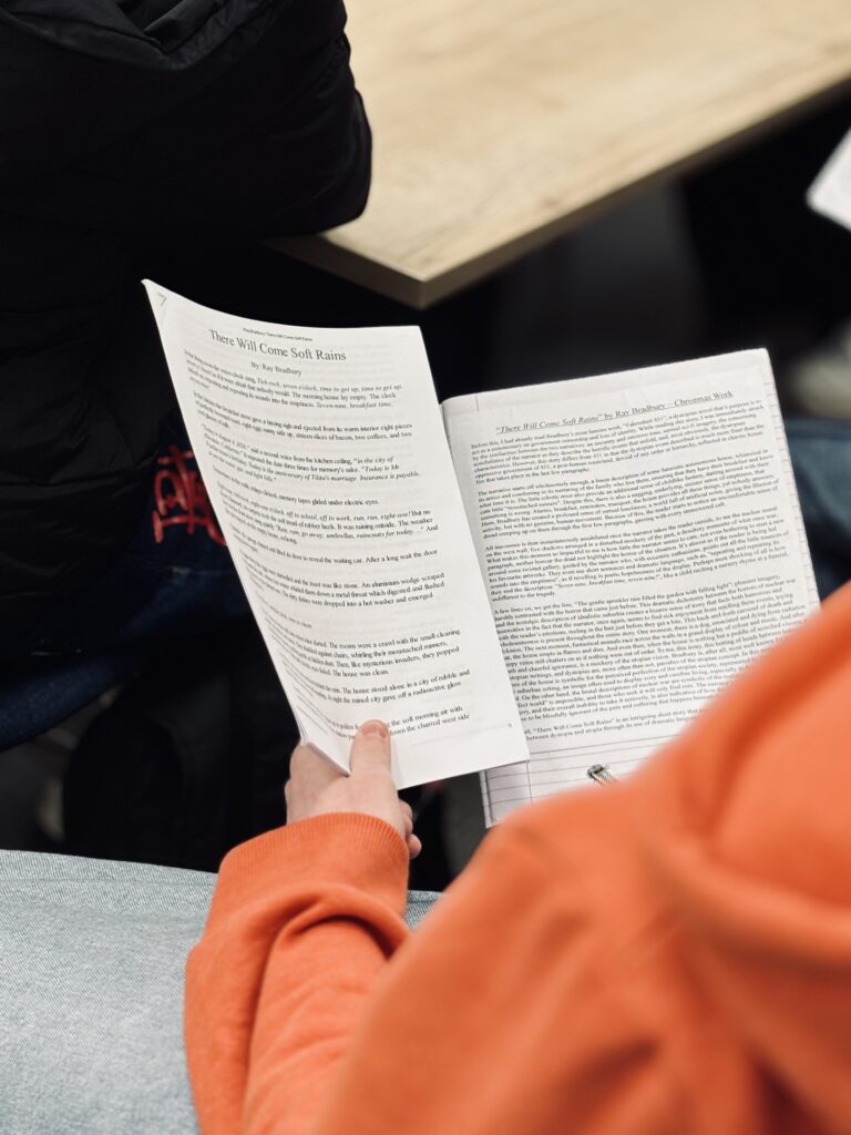 Week 4 - Gold at Hunts Swimming Gala and Mayor jumps out of plan for ...