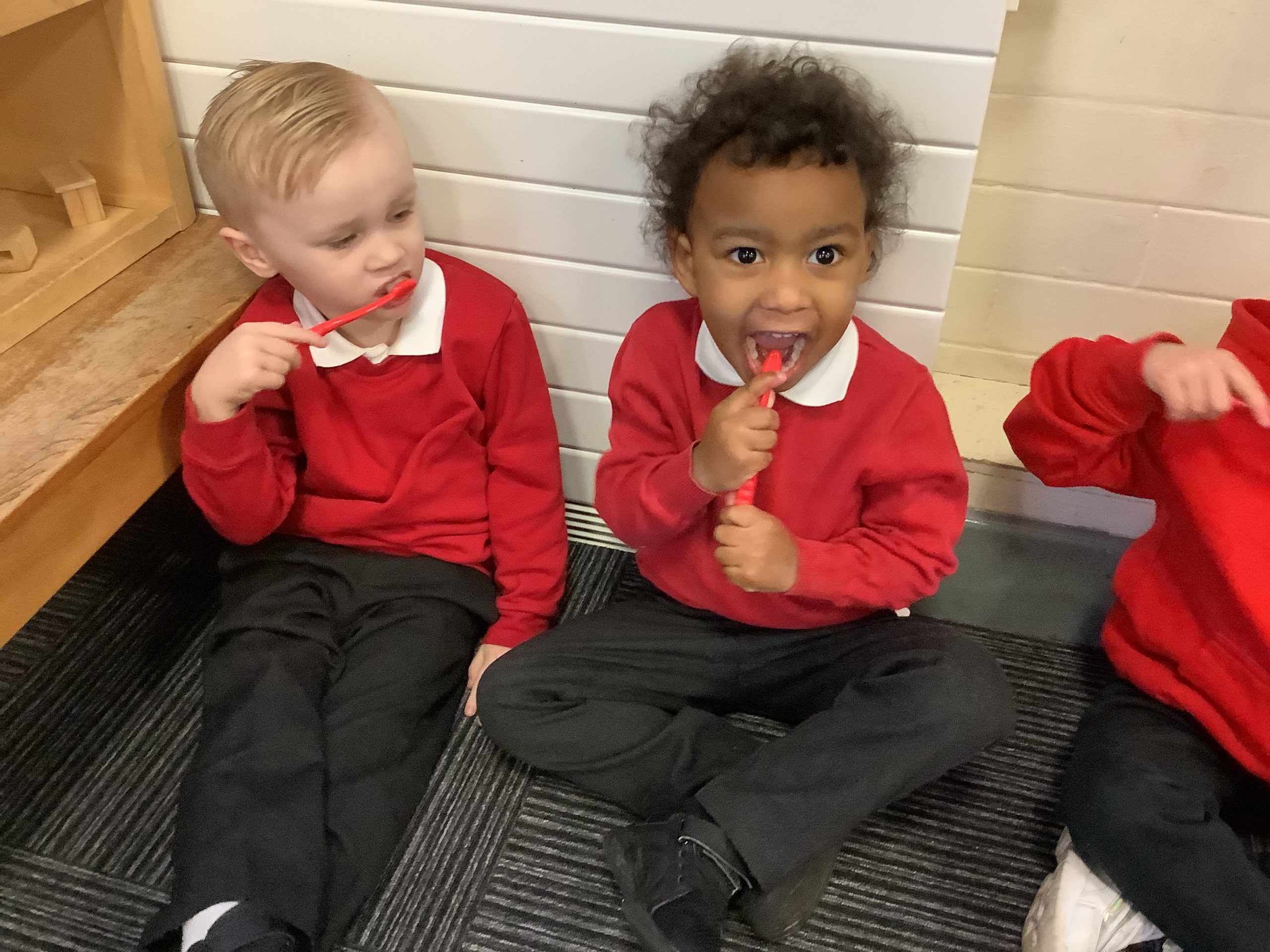 Terrific teeth! 醴瘟 | Carcroft School