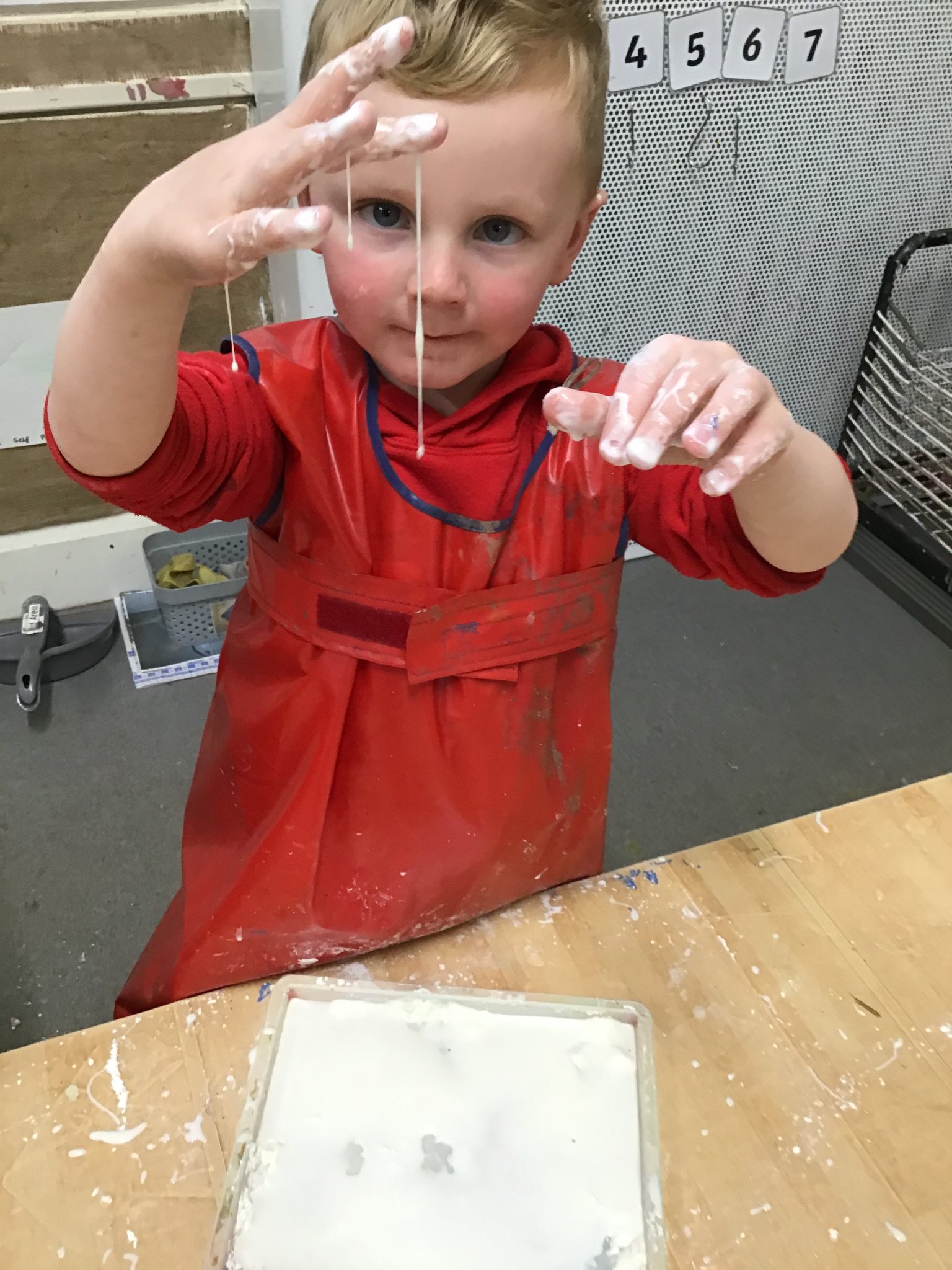 Red Group’s Sticky Fun | Clervaux Nursery