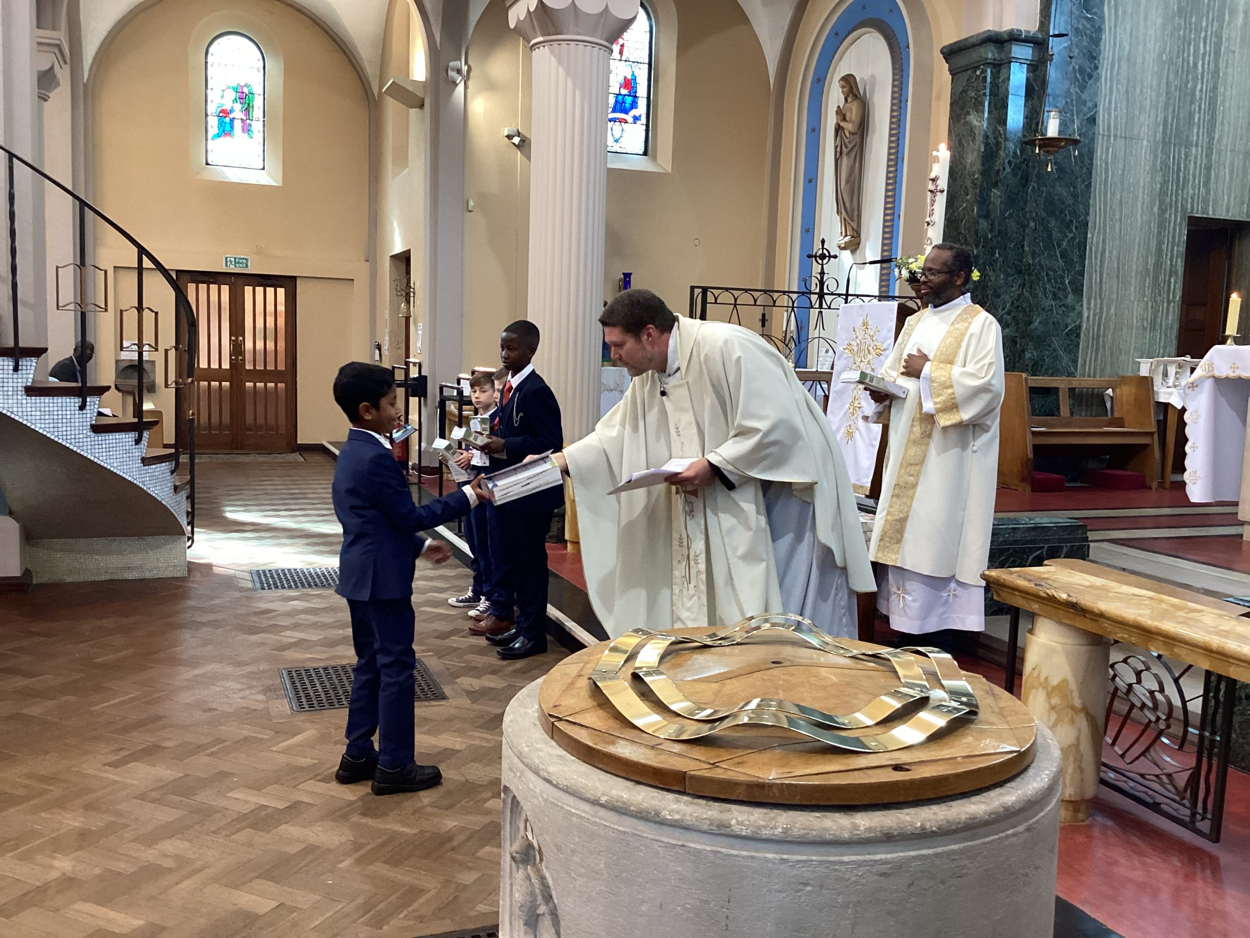 Sunday 7th May – First Holy Communion | All Souls' Catholic Primary School
