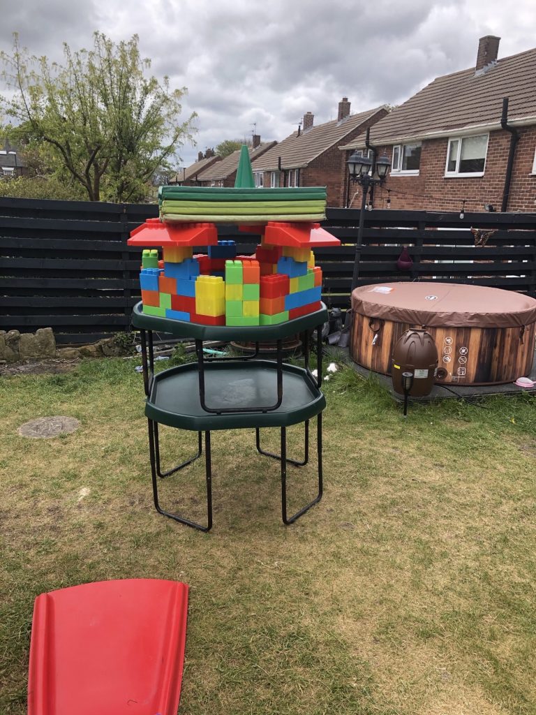 Build the tallest tower – Daily Challenge | Harton Primary School