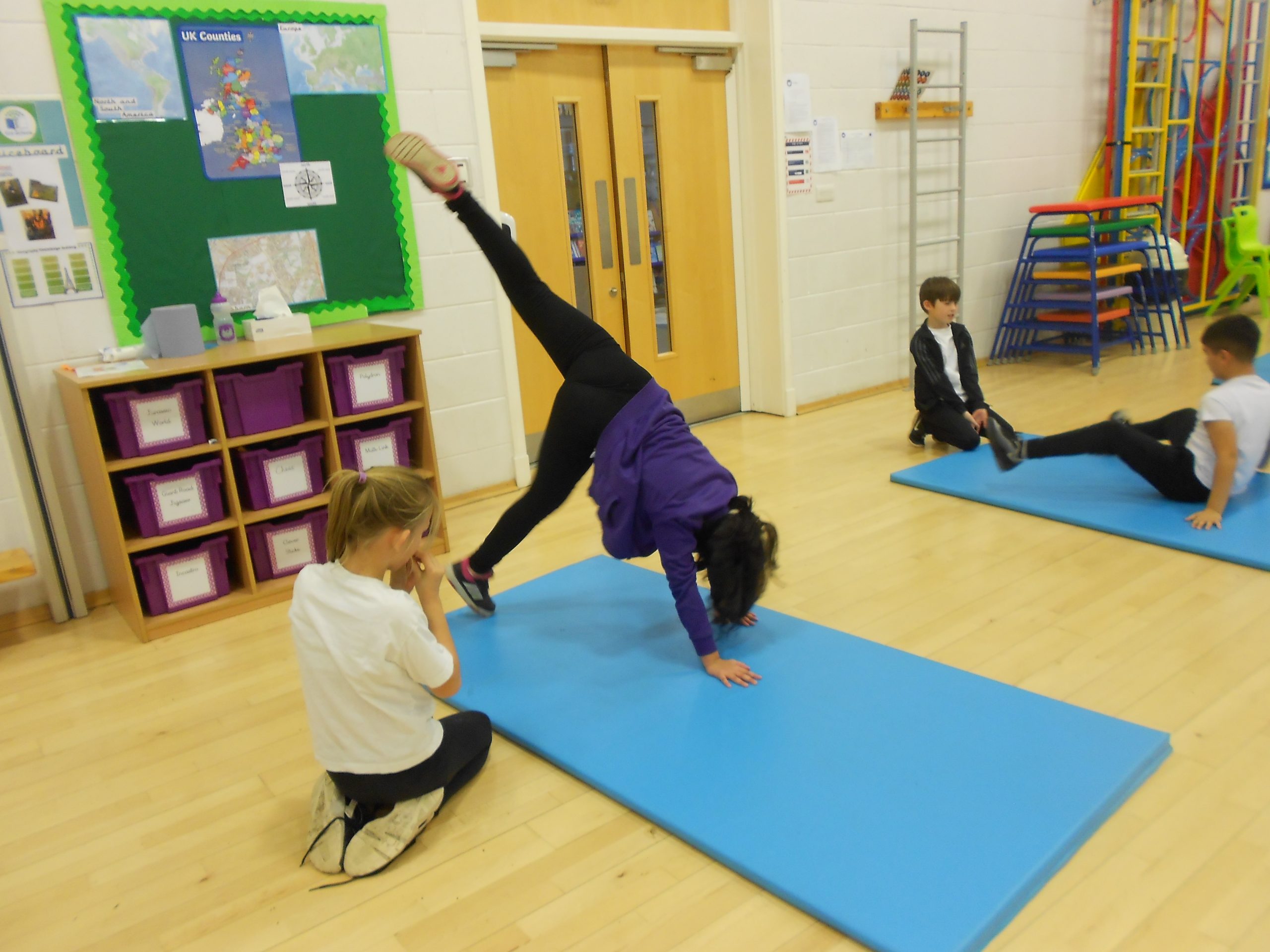 Balancing Bridges in Year 4 | Hebburn Lakes Primary School