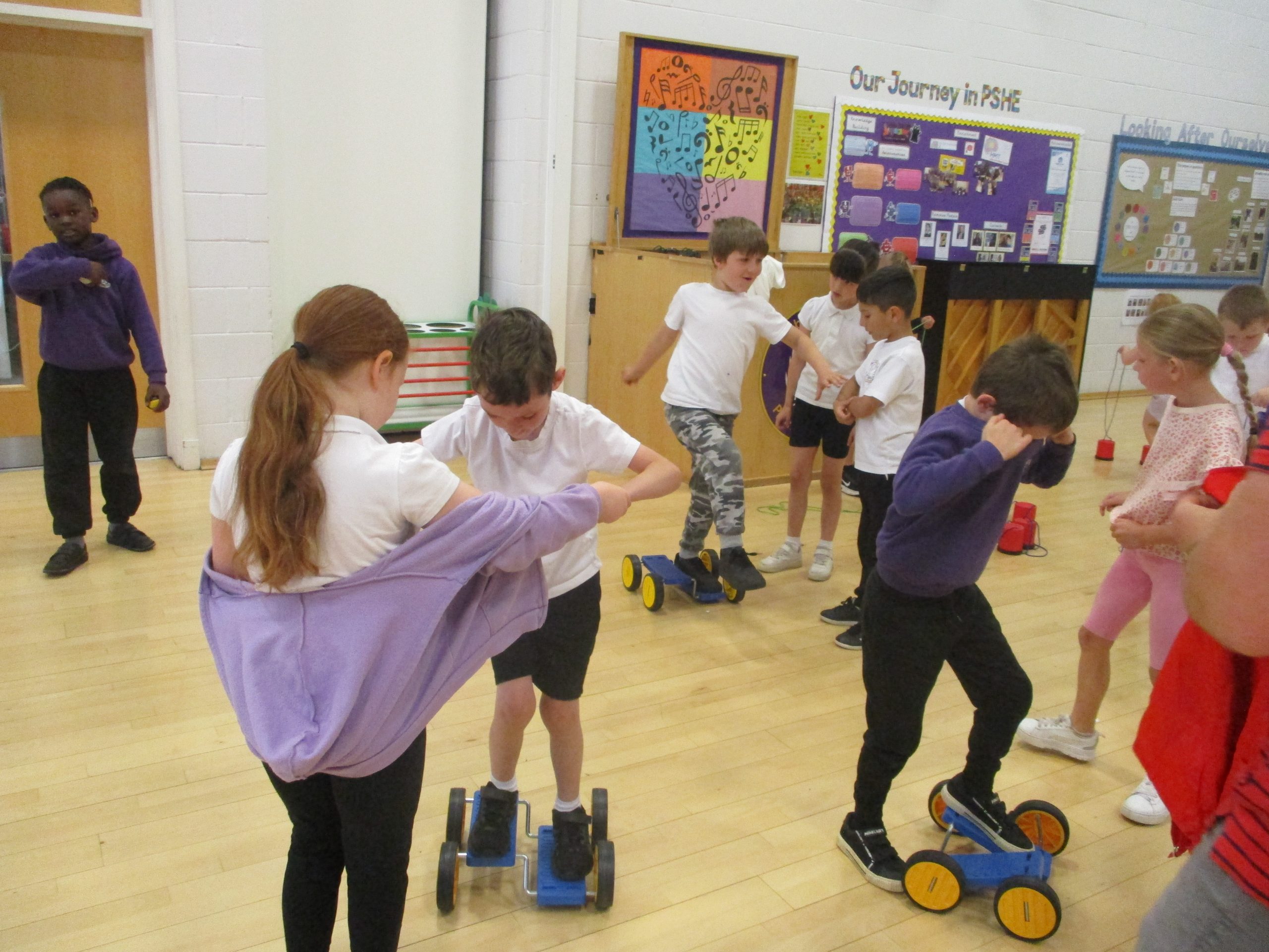 2 Blue Fun Day | Hebburn Lakes Primary School