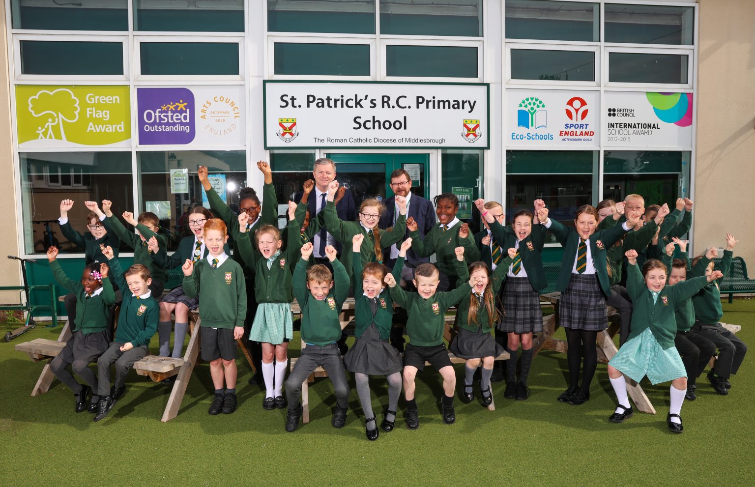 ‘Inspirational’ school celebrates ‘outstanding’ Ofsted report ...