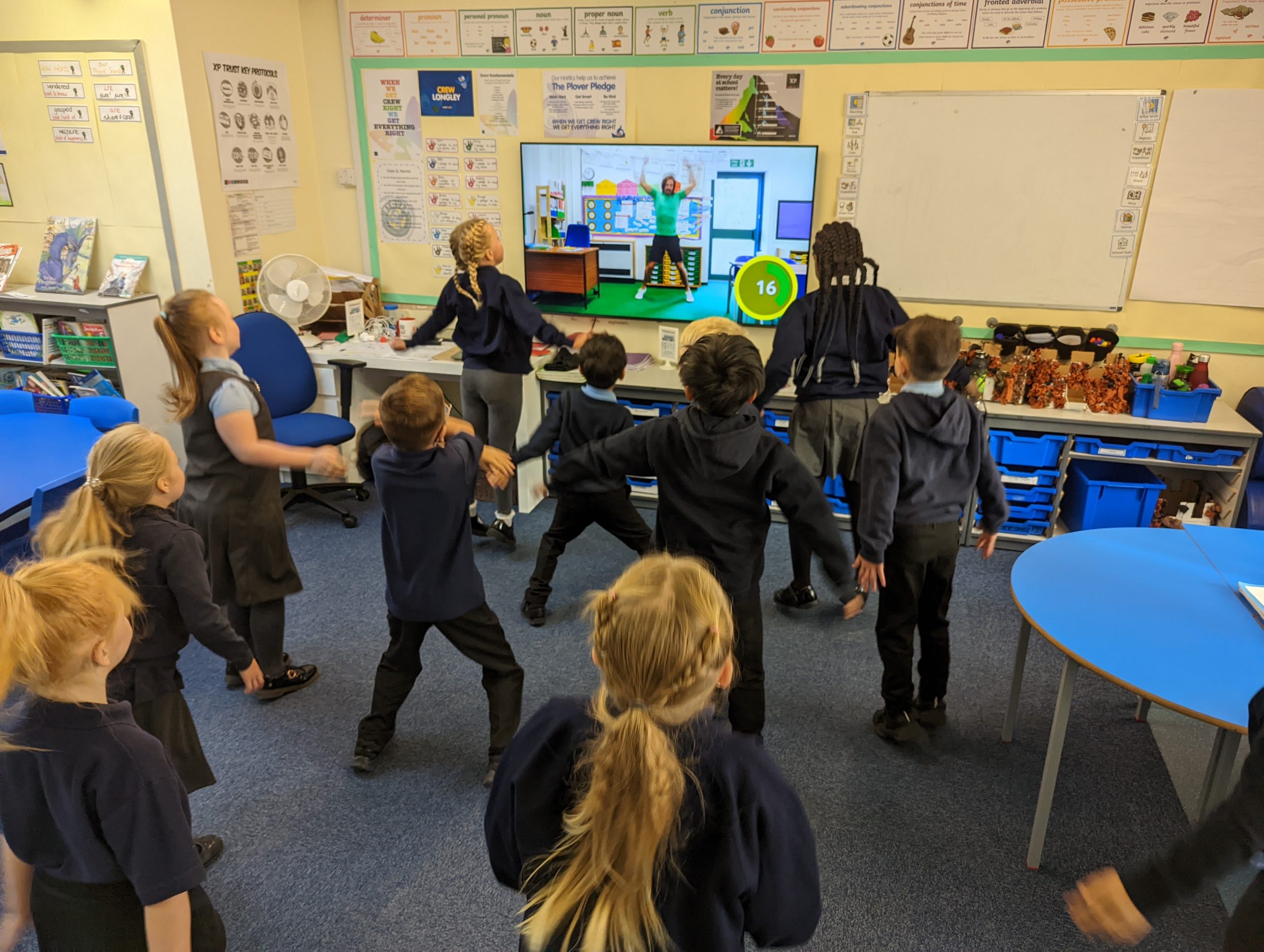 Crew Longley Wake Up Shake Up | Plover School