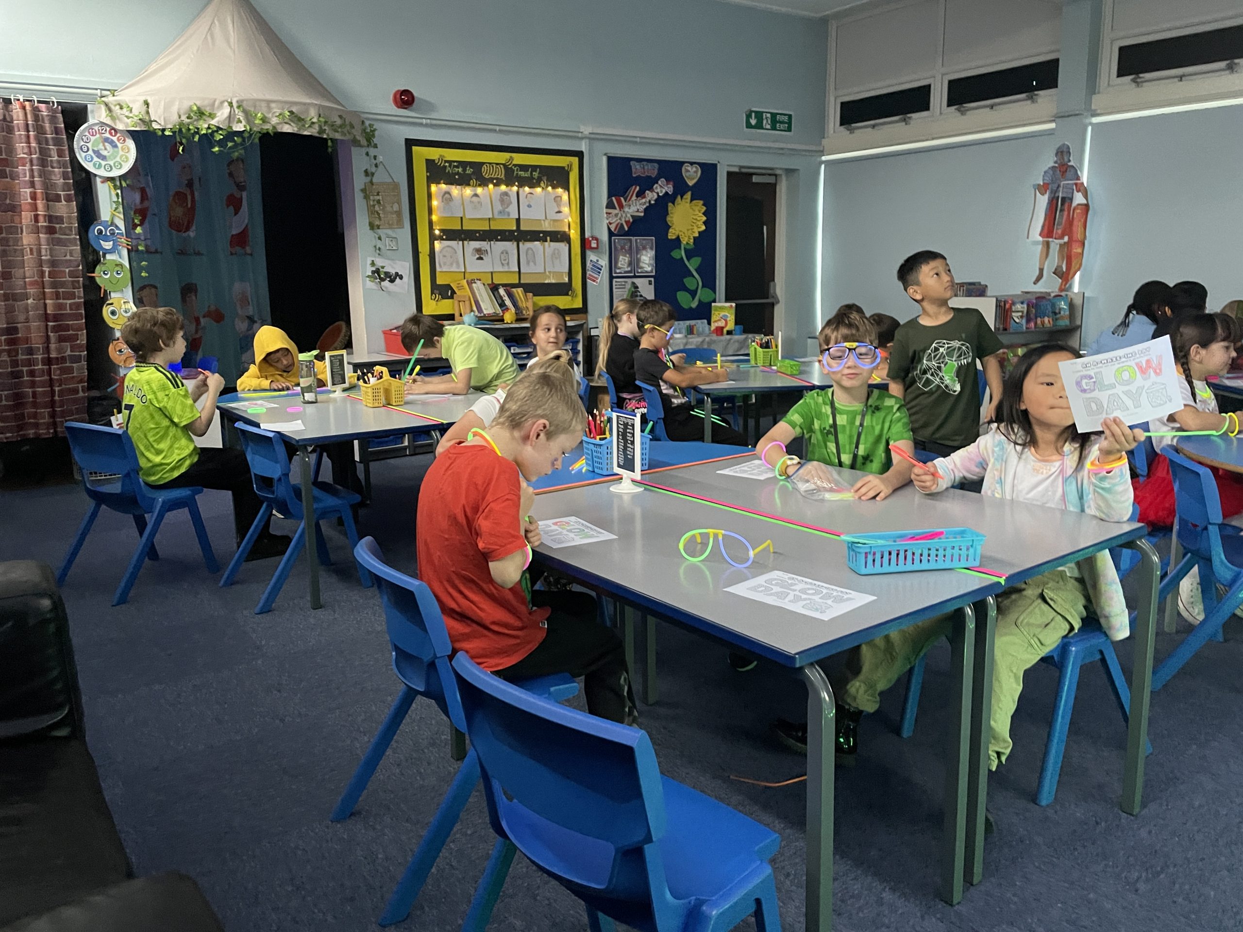 Year 3 Glow Day Crew, Maths and Science | Plover School