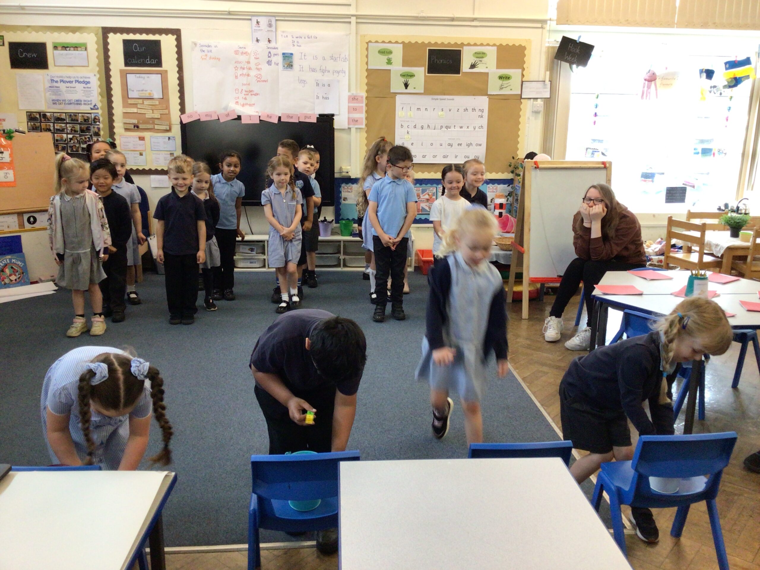 Working to help each other | Plover School